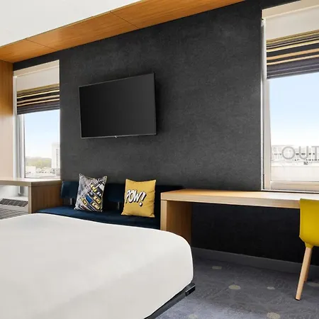Aloft Chicago O'Hare Hotel Rosemont, Illinois, United States from 109US ...